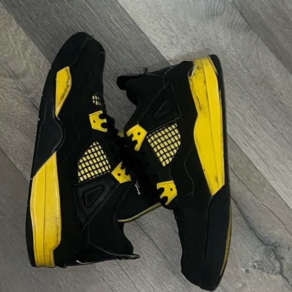 Jordan | Shoes | Jordan Retro 4 Thunders Black And Yellow | Poshmark